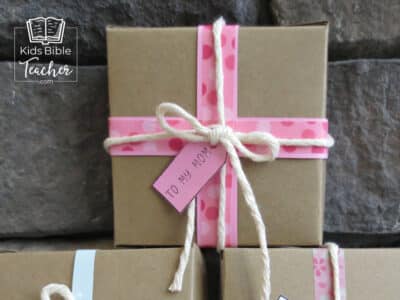 Printable Mother's Day Gift Box Card - Kids Bible Teacher